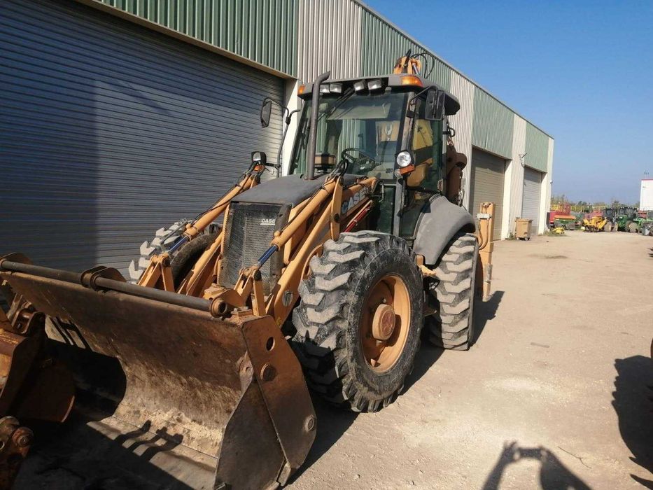 Vand Buldoexcavator Case IH 695SR-4PS Atel • OLX.ro