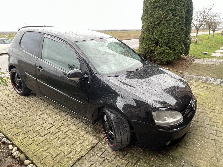 Vând golf 5 1.6 fsi Hodos • OLX.ro