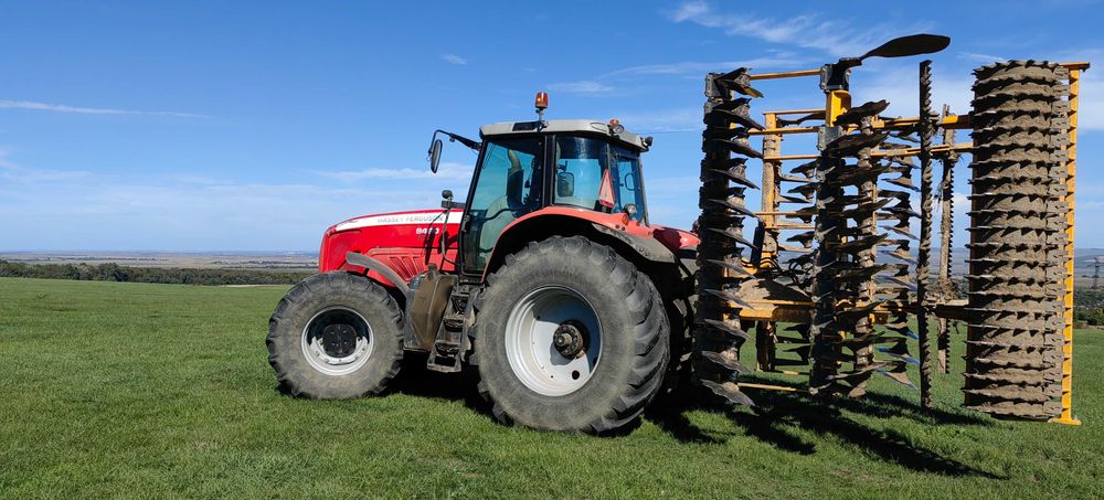 Tractor Massey Ferguson 8480 340 cp Beresti-Bistrita • OLX.ro