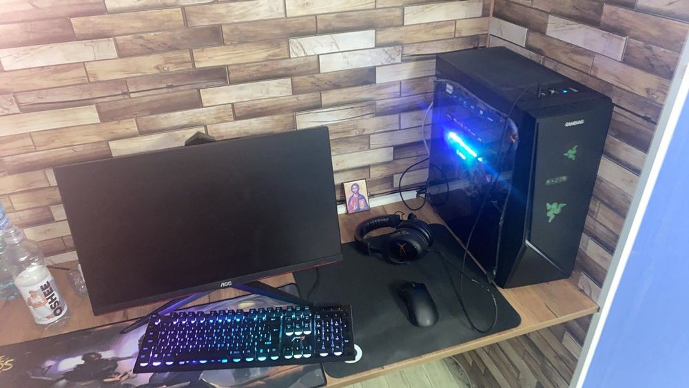 Продавам монитор AOC 144 hz 23,9 inch гр. Мездра • OLX.bg