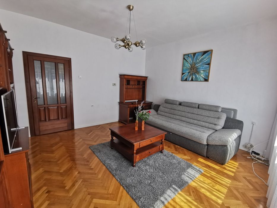 Apartament 2 camere Brasov • OLX.ro