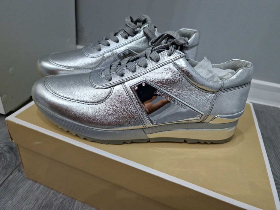 Маратонки Майкъл Корс Michael Kors 40 гр. Димитровград • OLX.bg