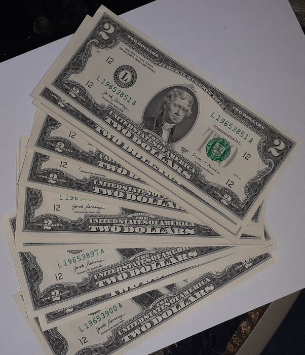 50 bacnote 2 dolari serii consecutive necirculate Ramnicu Valcea • OLX.ro