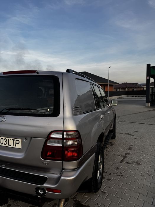 Toyota LandCruiser 100 Bistrita • OLX.ro
