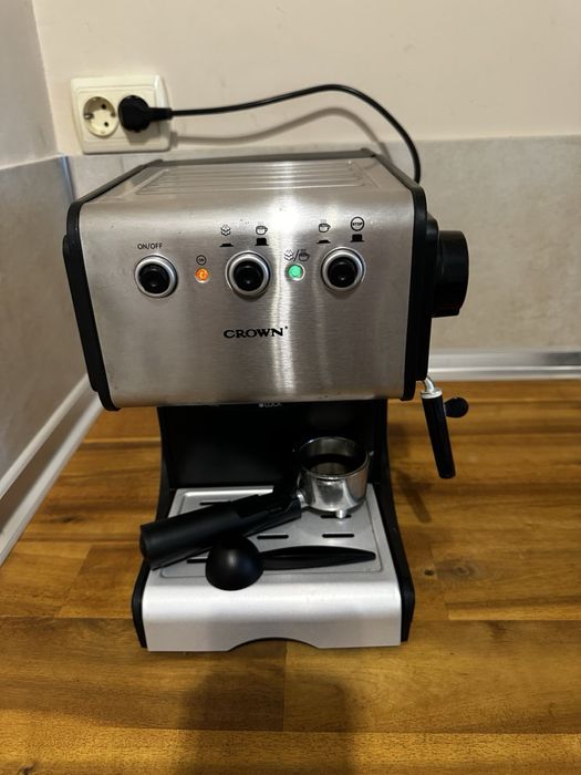 Кафемашина Crown (CEM-1524) с. Иваняне • OLX.bg