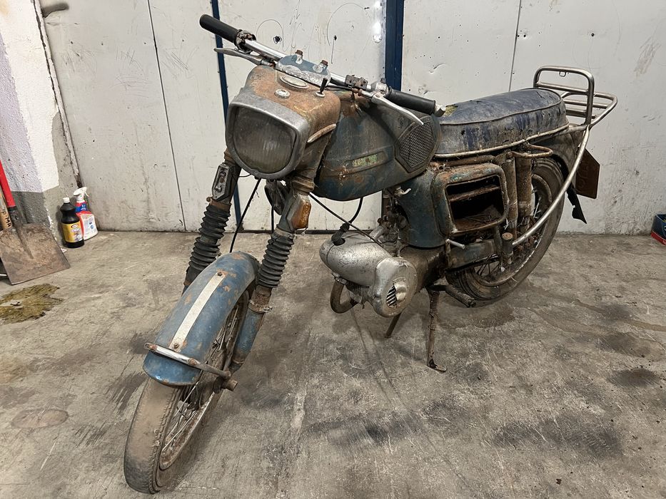 Motoreta Mobra Super 50 Apahida • OLX.ro