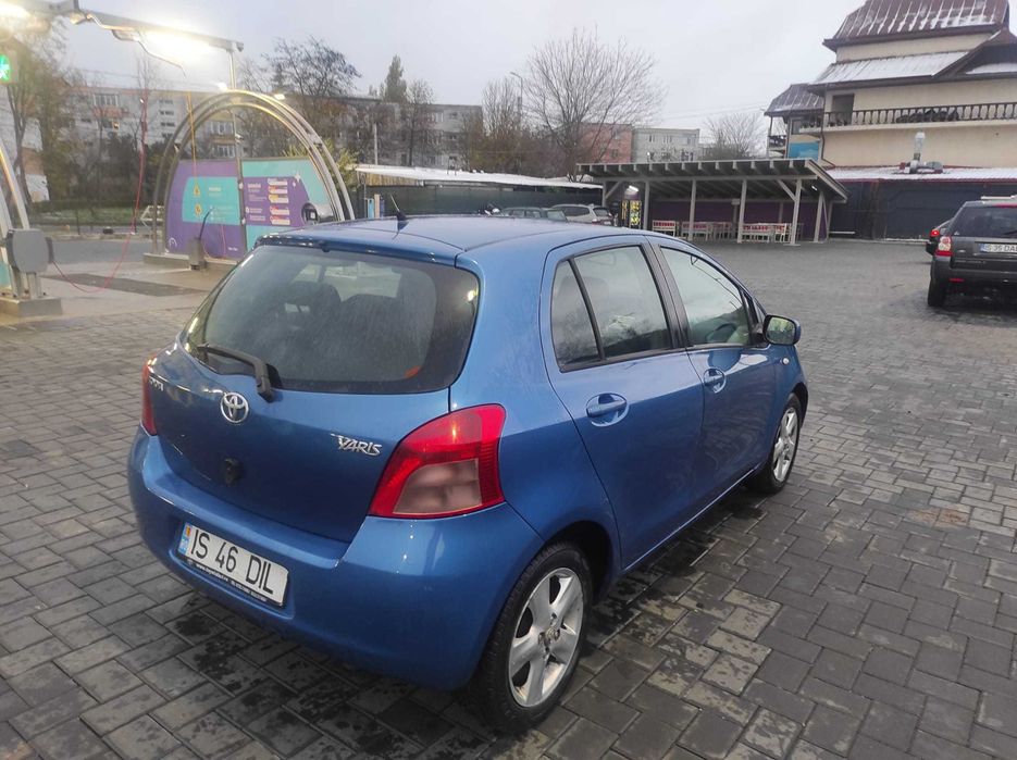Proprietar toyota yaris 2007 Iasi • OLX.ro