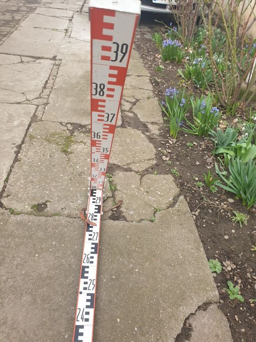 Rigla gradata pentru nivela laser BMI 4m Ploiesti • OLX.ro