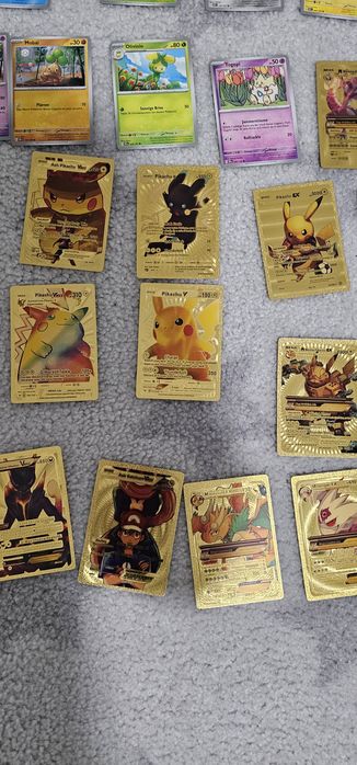 Carduri pokemon nu stiu pretul dar imi ziceti pe care le vreti Ludus ...