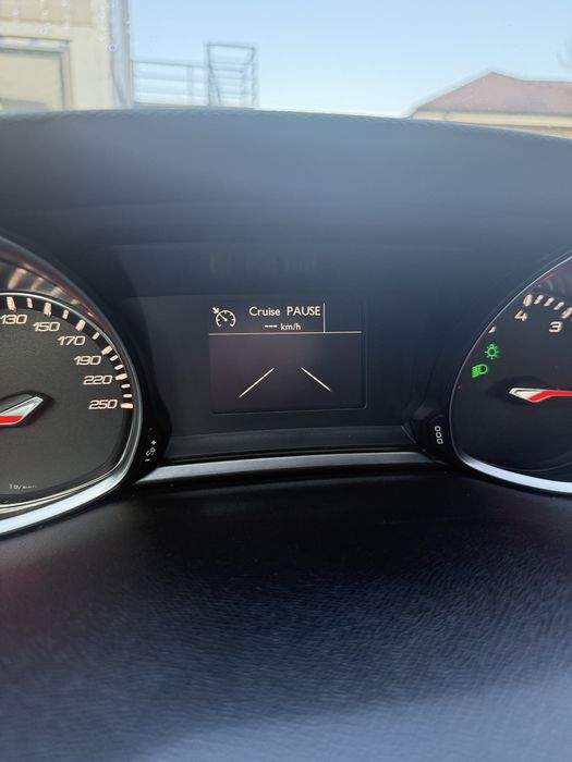 Peugeout 308 euro 6 Topoloveni • OLX.ro