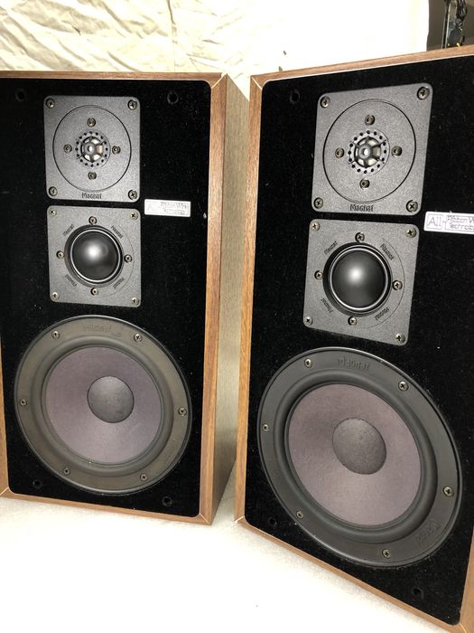 Magnat All Ribbon 4 гр. Шумен Басейна • OLX.bg