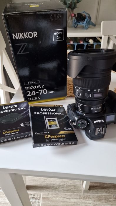 Aparat foto mirrorless Nikon Z 7 mark 2 / tamron 28-75 2.8 / godox v1 ...