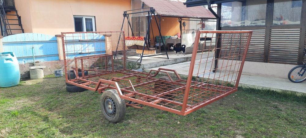 Remorca motocultor/ tractor - baloti fân, etc Corbii Mari • OLX.ro