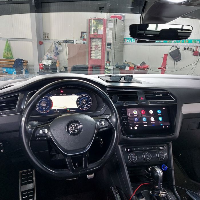 Navigatie gps mib 2.5 ceasuri digitale AID PLASMA VW Tiguan originale ...