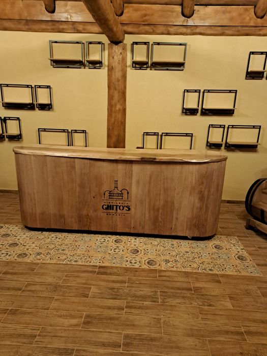 Bar lemn masiv nuc Ploiesti • OLX.ro