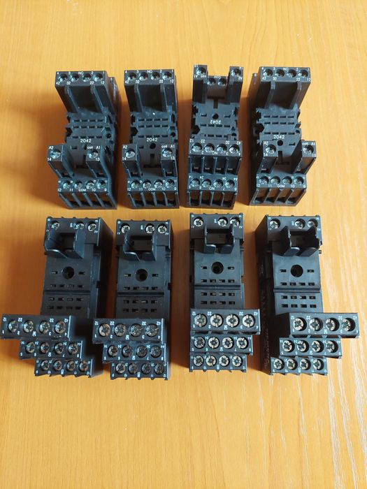 Букса за PT реле - Siemens гр. Казанлък • OLX.bg