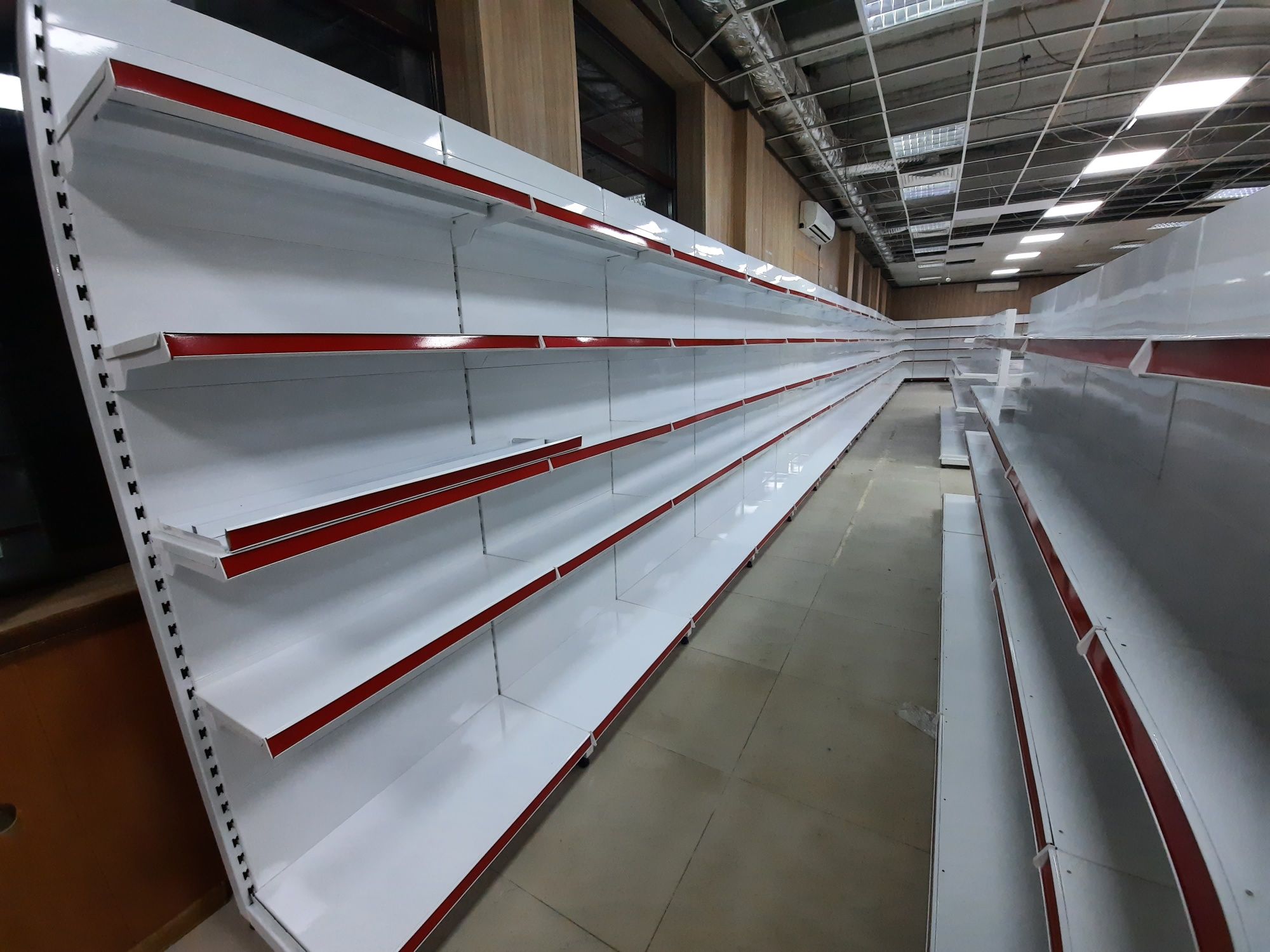 Торговые стеллажи для магазина полки и прилавки конфетницы: 29 500 тг ...