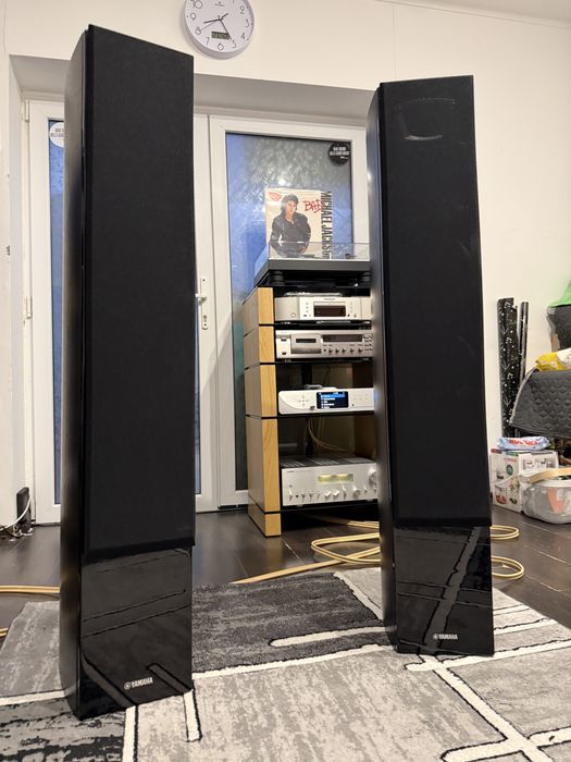 Boxe Yamaha NS-F350,200W,52Kg/Perechea,Piano Black,Suna Fenomenal ...