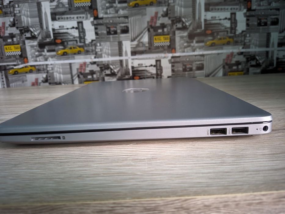 Продавам лаптоп HP 250 G8 гр. Поморие • OLX.bg