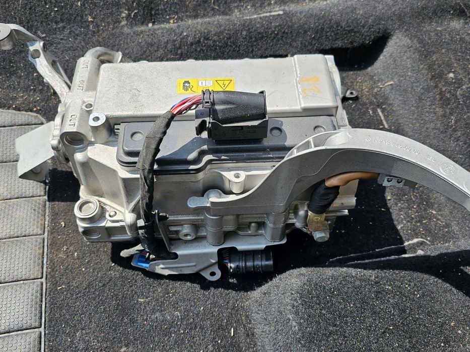 Invertor convertizor mercedes w213 w205 nou A2139003333 hybrid ...