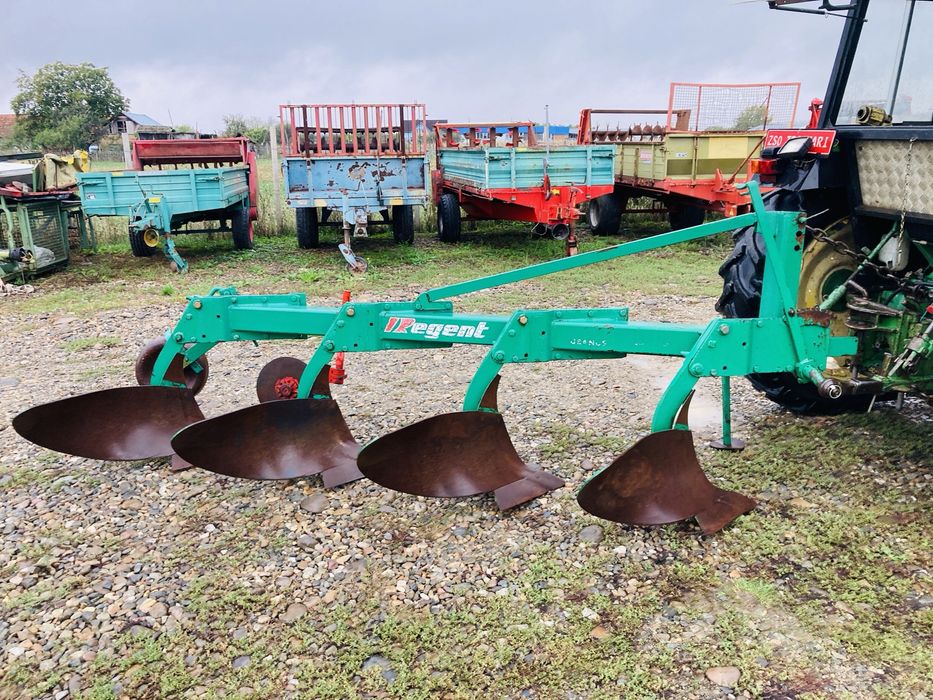 Plug cu 4 cormane, capuri, brazdare, trupite Regent cu roata si disc ...