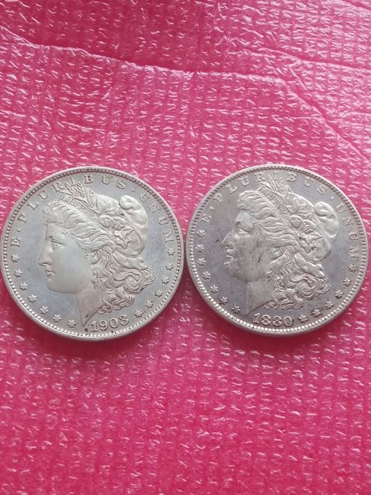 Doua monede dolari americani Iasi • OLX.ro