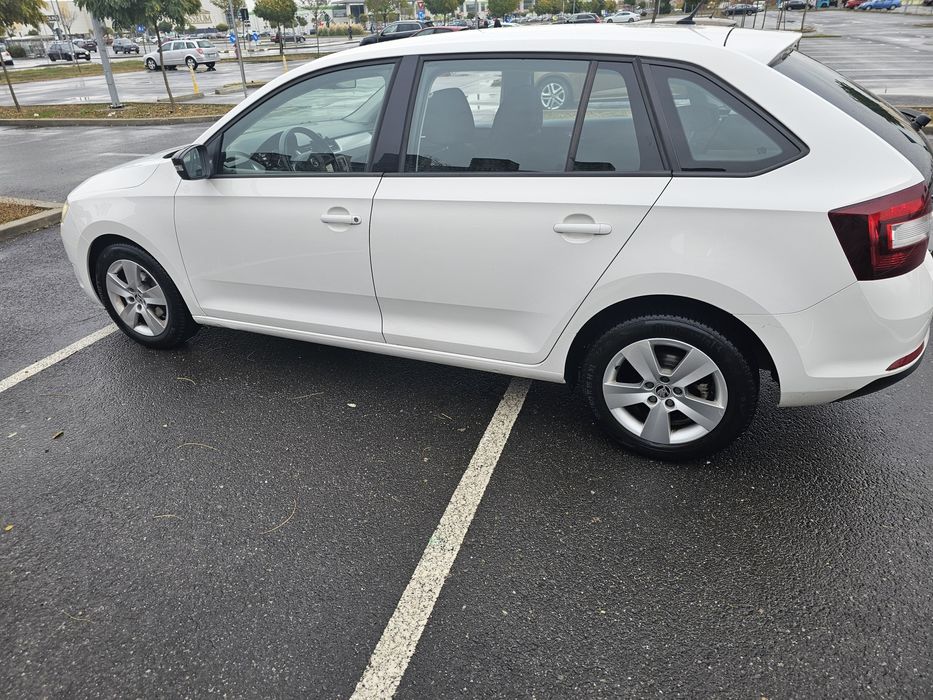 Skoda Rapid Spaceback Bucuresti Sectorul 6 • OLX.ro