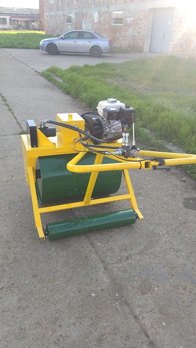 Tavalug gazon / iarba Arad • OLX.ro