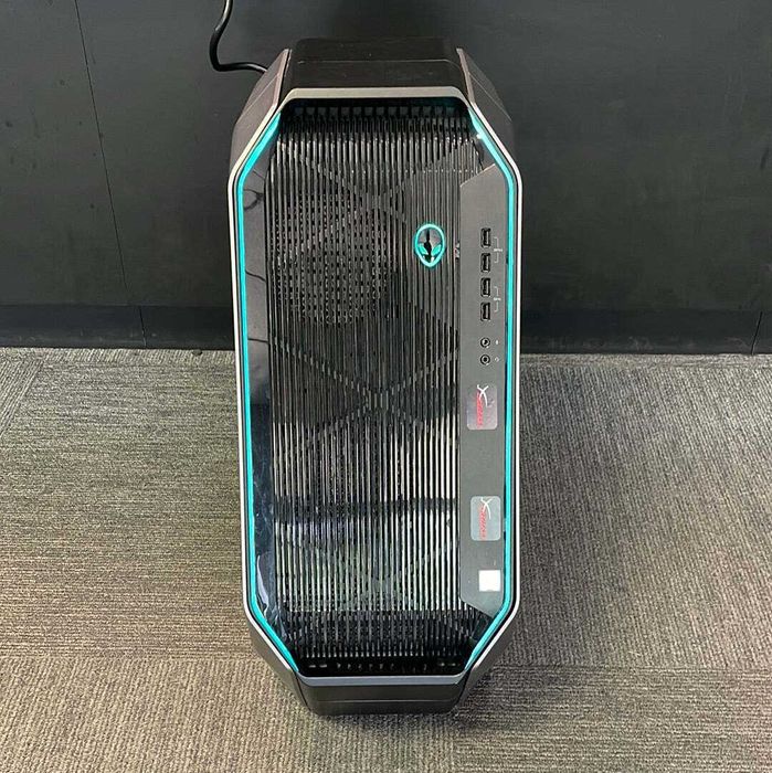 Компютър Alienware AREA 51 R6 Ryzen 1950X 32GB 1TB SSD 1TB GTX 1080 гр ...