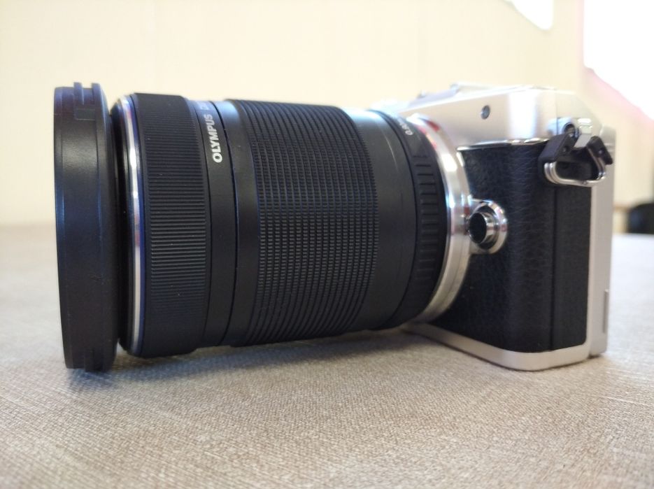 Olympus Micro 40-150 OM-D Pen Epln обектив гр. Стара Загора Три чучура ...