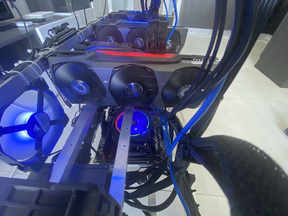 Vând sau schimb cu auto, Rig de minat Crypto Oradea • OLX.ro