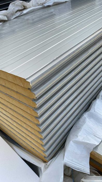 Panouri SANDWICH CALITATEA 1 SI 2 diferite dimensiuni si culori Botosani • OLX.ro