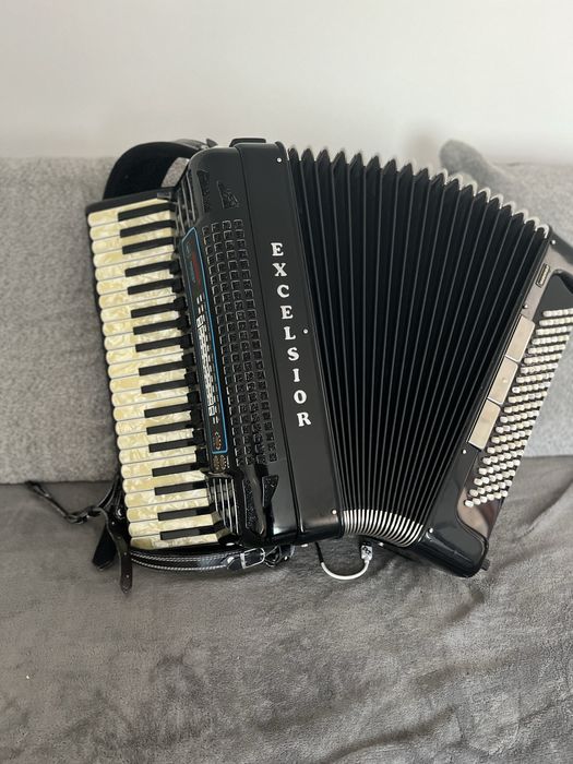 Schimb cu korg kronos Baicoi • OLX.ro
