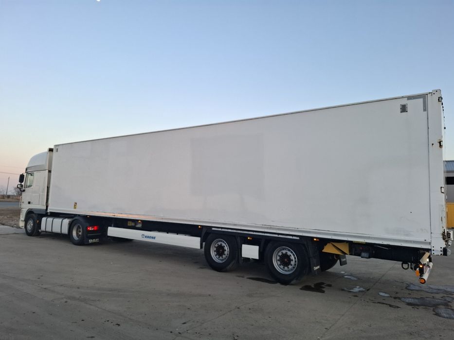 Semiremorca krone Standard Dubă/Box/Furgon/ Container Anul 2015 ...