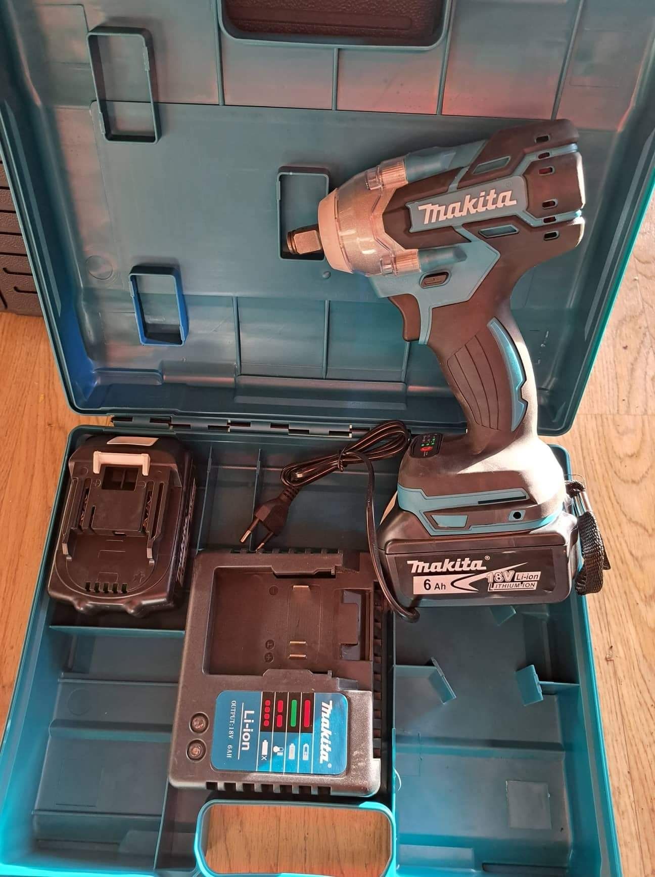 Акумулаторен Ударен Гайковерт Макита 18V,24V гр. София Обеля 1 • OLX.bg