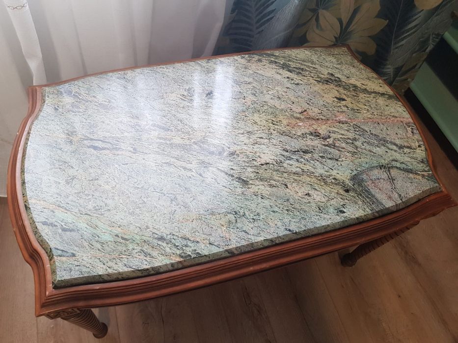 Masa cafea și living marmura Brasov • OLX.ro