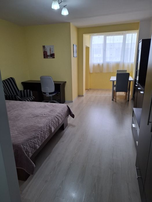 PF, Vand garsoniera Manastur,Union Cluj-Napoca • OLX.ro