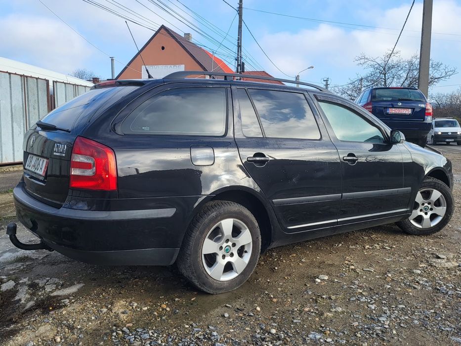 Skoda Octavia Anul 2008 1.9 tdi 105cp BXE Dublu climatronic Carlig Rem ...
