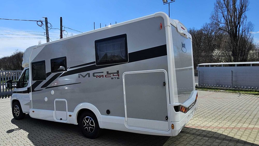 Autorulota McLouis Ford 165 CP,AT,5 loc,2025,Factura externa fara TVA ...