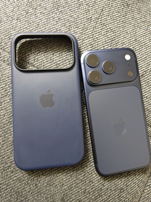 Iphone 17 pro 512 gb ram Lisaura • OLX.ro