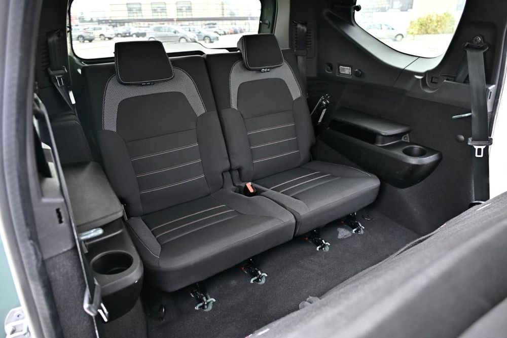 Dacia Jogger Extreme-7 locuri Cluj-Napoca • OLX.ro