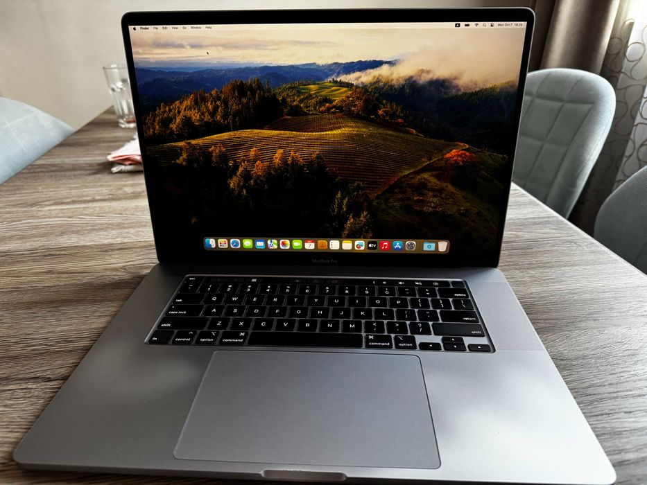 НАМАЛЕНИЕ! Macbook Pro 16" 2019 Core i7 512GB SSD 16 GB DDR4 гр. София Младост 1 • OLX.bg