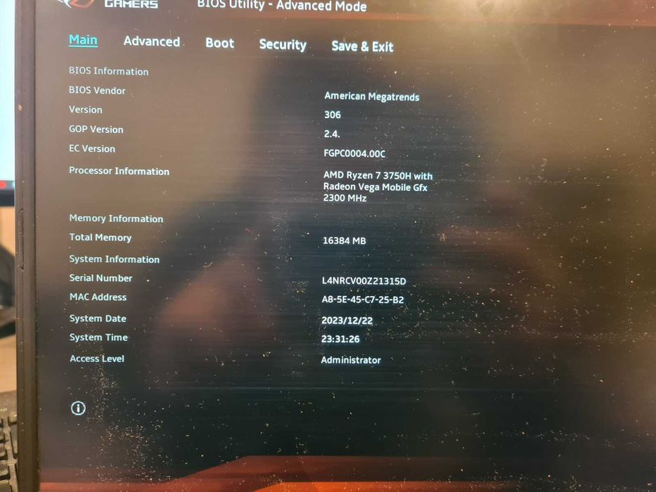 Лаптоп ASUS ROG Zephyrus G15 GA502 Ryzen 7 3750H 1660 Ti RAM 16GB гр ...