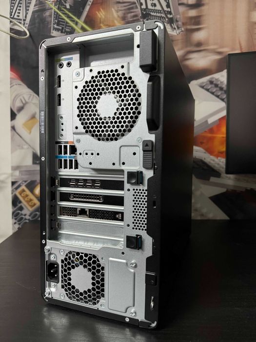 HP Z2 G8 | Intel i7-11700K | Nvidia RTX A2000 | 32 GB RAM | 1 TB SSD ...