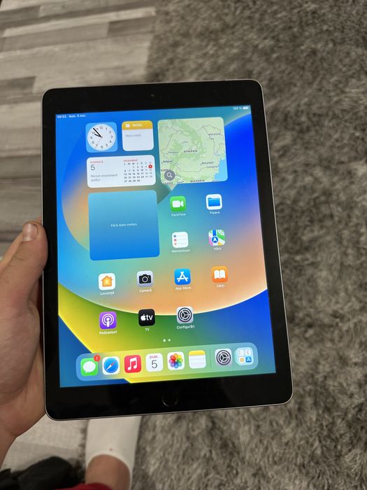 Vand tableta iphone ipad 5 Rosu • OLX.ro