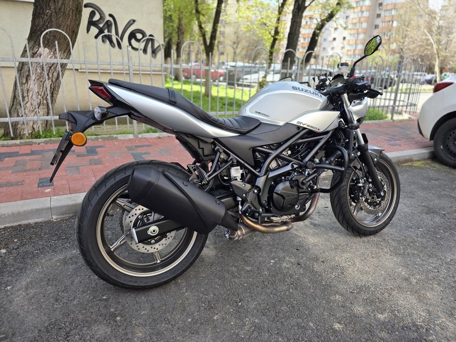 Suzuki SV650X 2023 ABS Bucuresti Sectorul 3 • OLX.ro