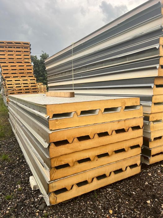 Panouri Sandwich Noi Cal 2 Craiova • OLX.ro