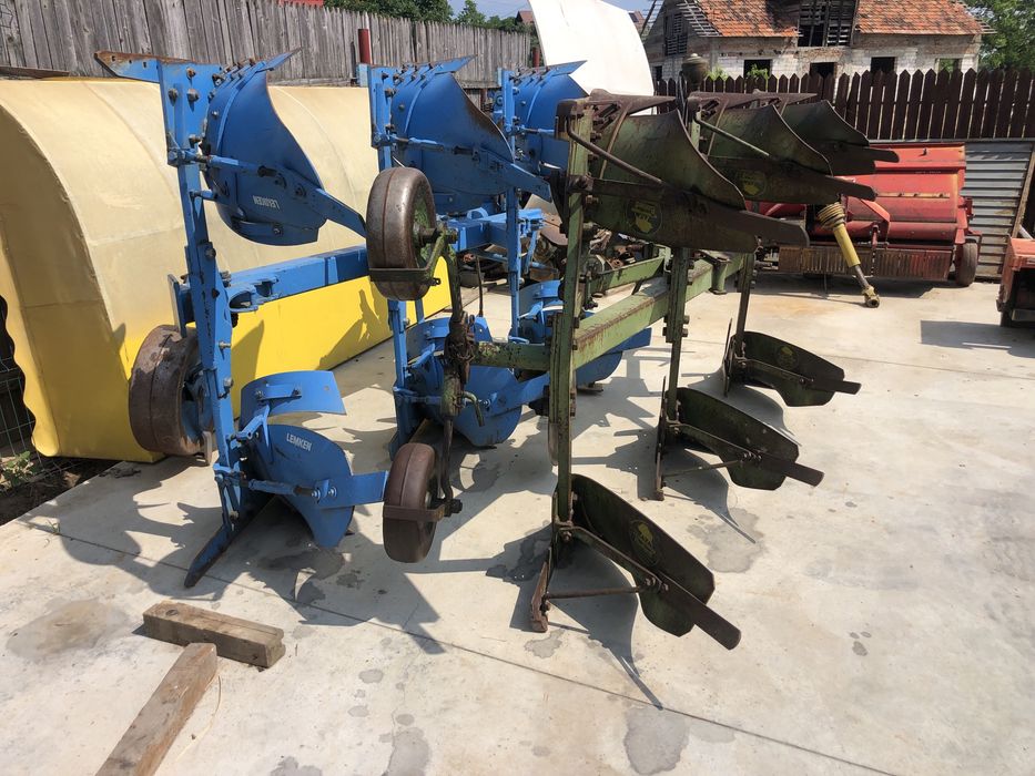 Plug cu 3 cormane/brazde reversibil,putere 80 cp Titu • OLX.ro