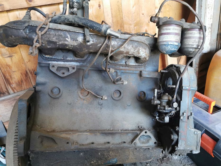 Vând motor ARO Brașov Valea Draganului • OLX.ro