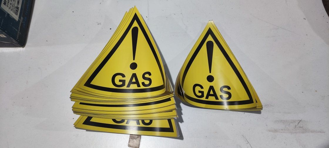 Продам знак "GAS" газ наклейка на авто: 200 тг. - Аксессуары для авто ...